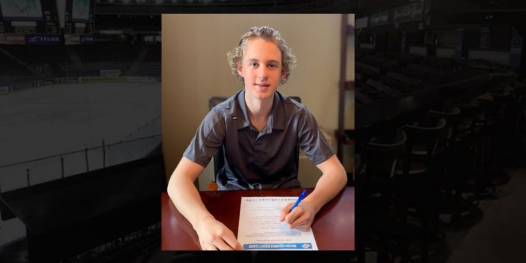 Bucks at a Glance: Noah Quinn - BCHLNetwork